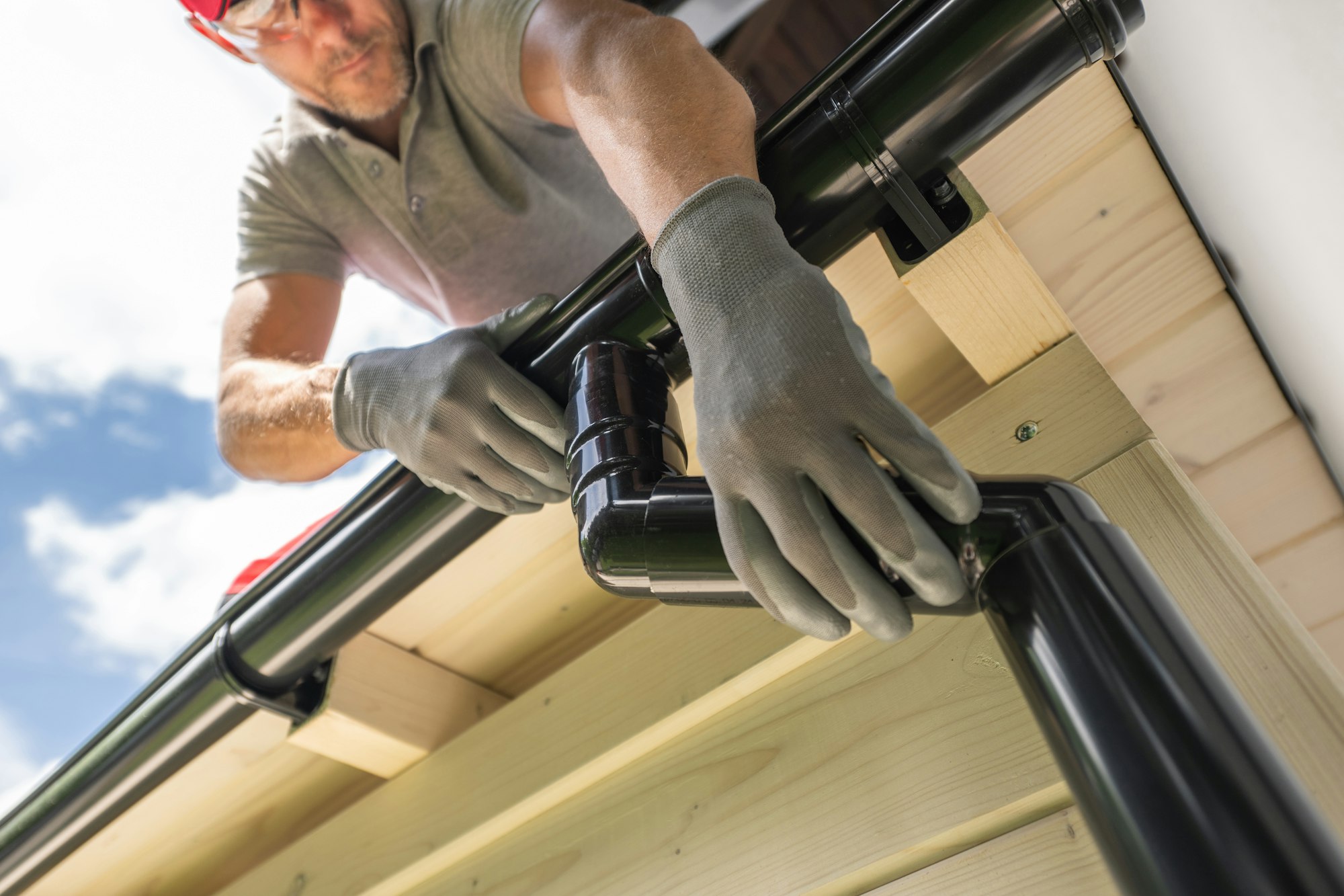 5 Signs Your Gutters Need Replacing: When to Consider a New ...